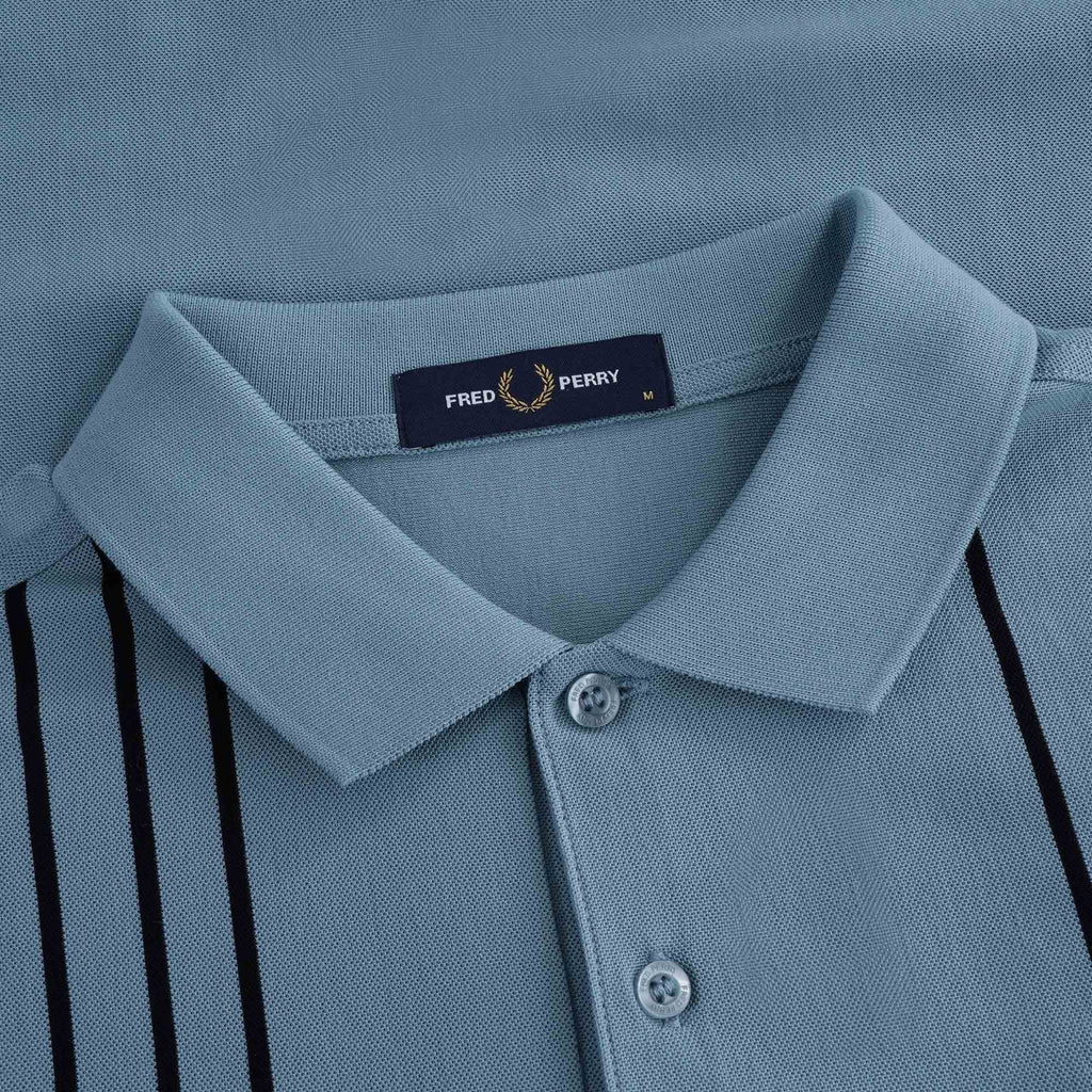 A polo shirt in luxe mercerised cotton piqu , with a vertical fine ...